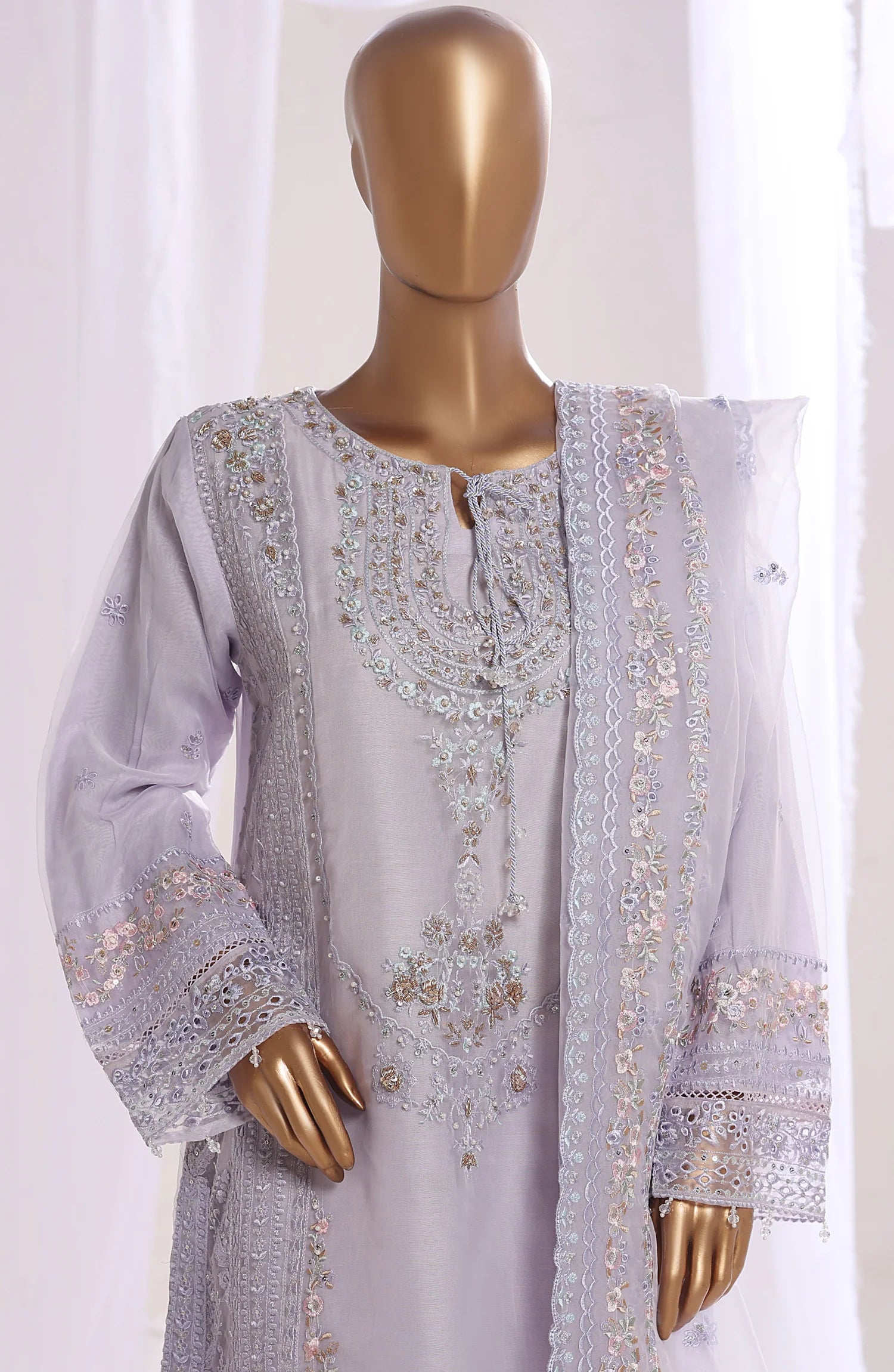 Mahpara by Sadabahar | Stitched 3 PC Embroidered Organza Collection ...
